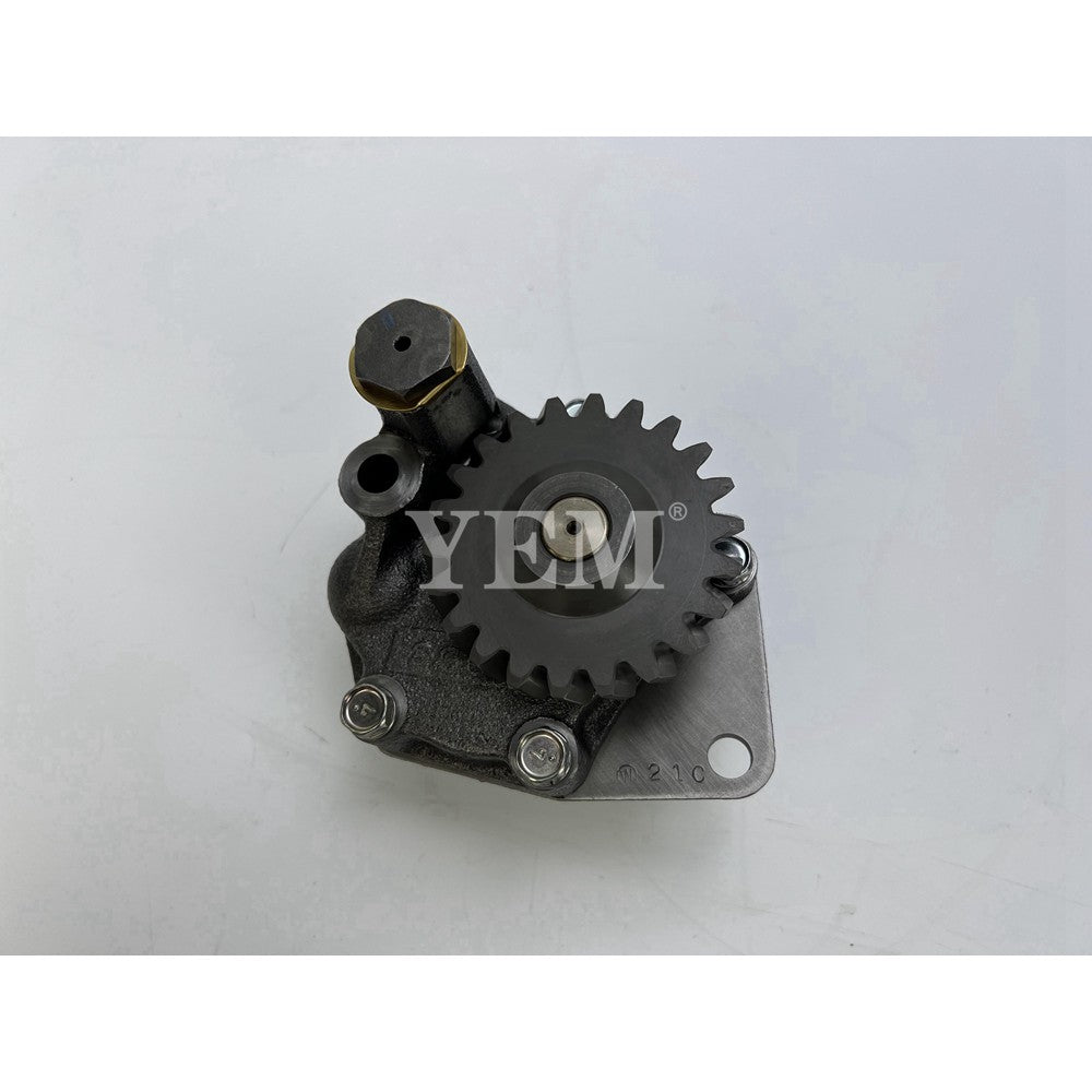 Oil Pump 119000-32001 For Yanmar Engine parts 4TN100 – IYANMAR